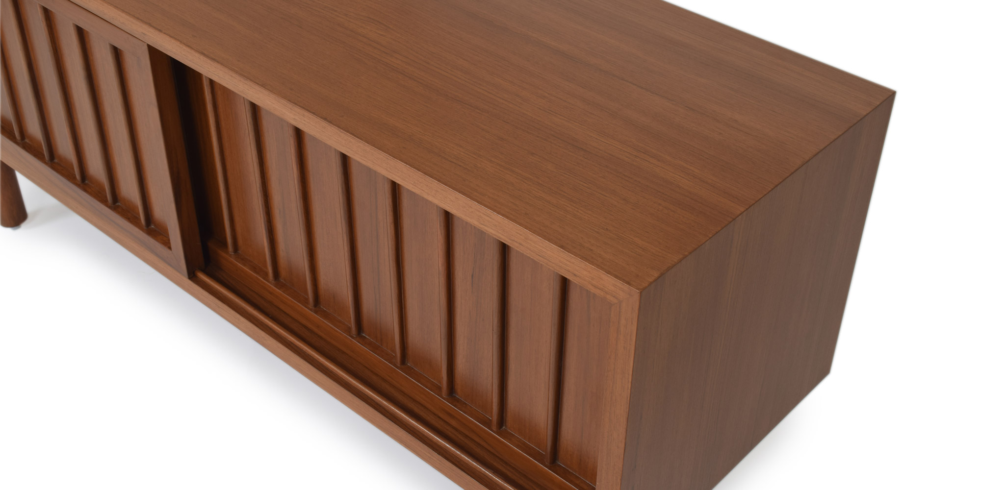 Mid Century Media Unit | Saba Furniture
